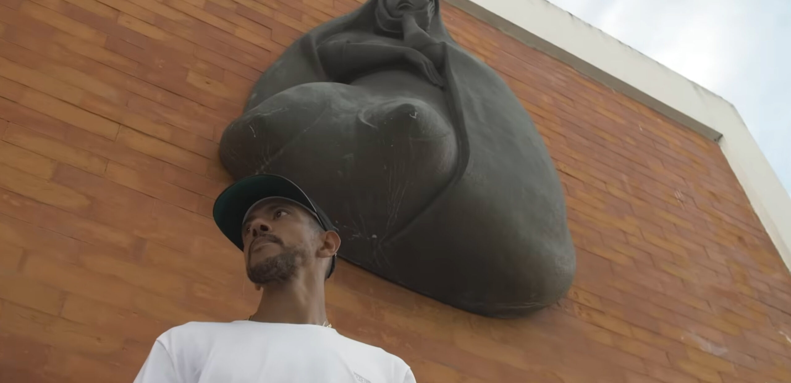 adidas Skateboarding Presents /// Rodrigo TX ALÉM MAR - Barrier Skatemag